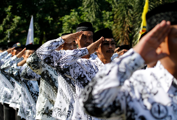 Dalam Dirinya, Masa Depan Digantungkan - Semilir